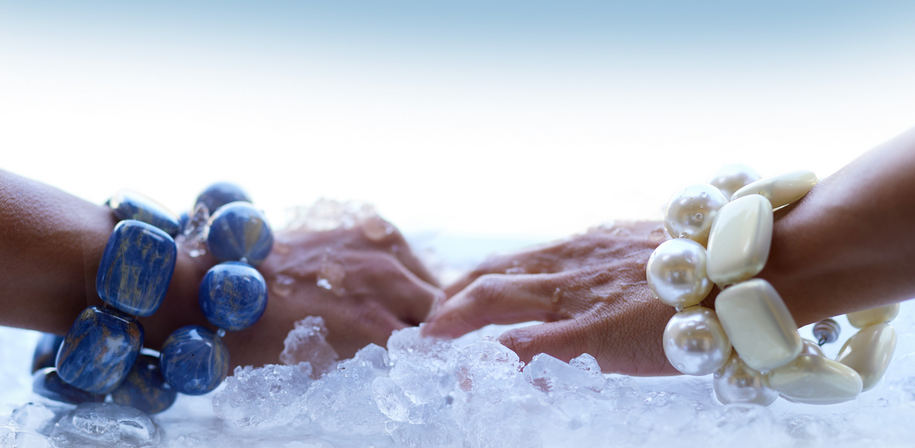 Discover Hot Girls Pearls Freezable Cooling Jewelry